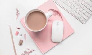 How to make GORGEOUS pins that stand out - Easy Blog Emily